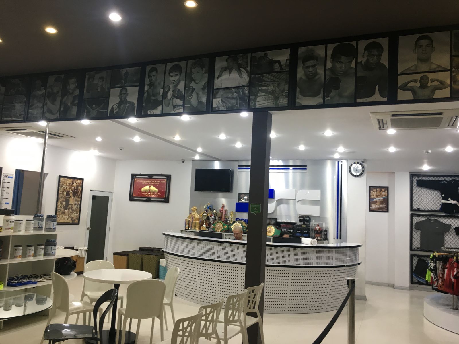 Review chi tiết về Saigon Sports Club